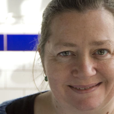 Sara Jenkins's Instagram, Twitter & Facebook on IDCrawl